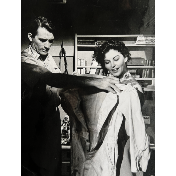 Original photo from the film "On the Beach" | Ava Gardner and Gregory ...